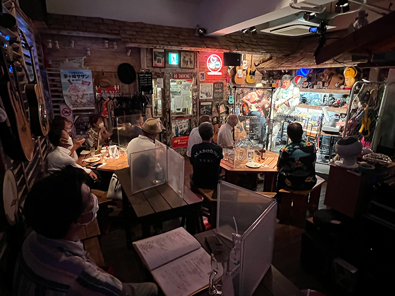 初開催!! 茅ヶ崎BOTCHY BOTCHY「洋楽deナイト」 – 茅ヶ崎日記